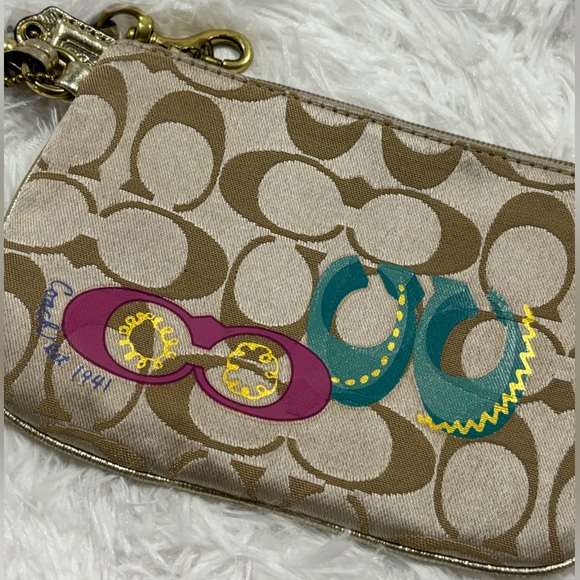 Coach | Bags | Coach Est 941 Beigetan Canvas Signature C Wristlet With ...